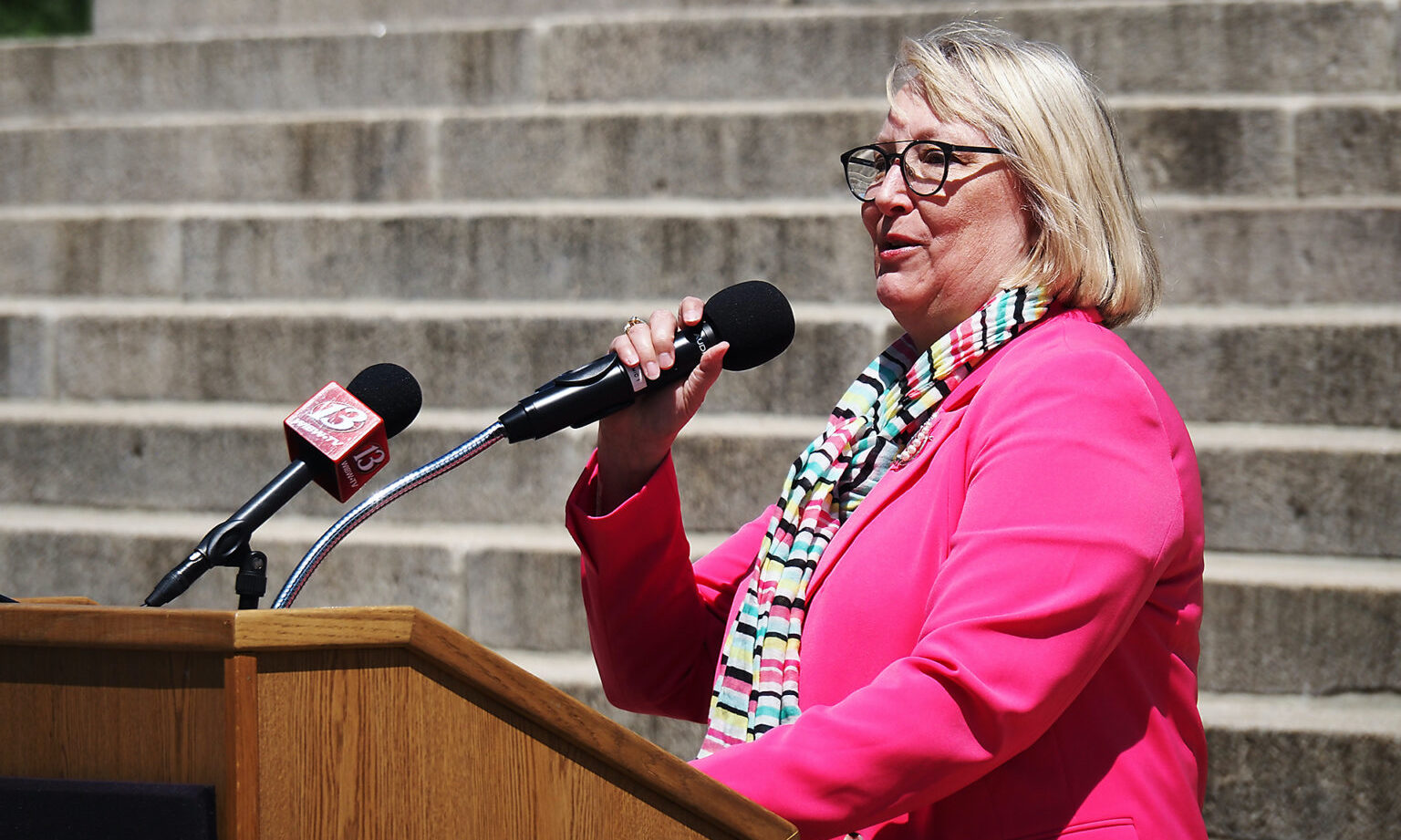 Kelly, Senate endorse compromise on K-12 education policy, funding ...