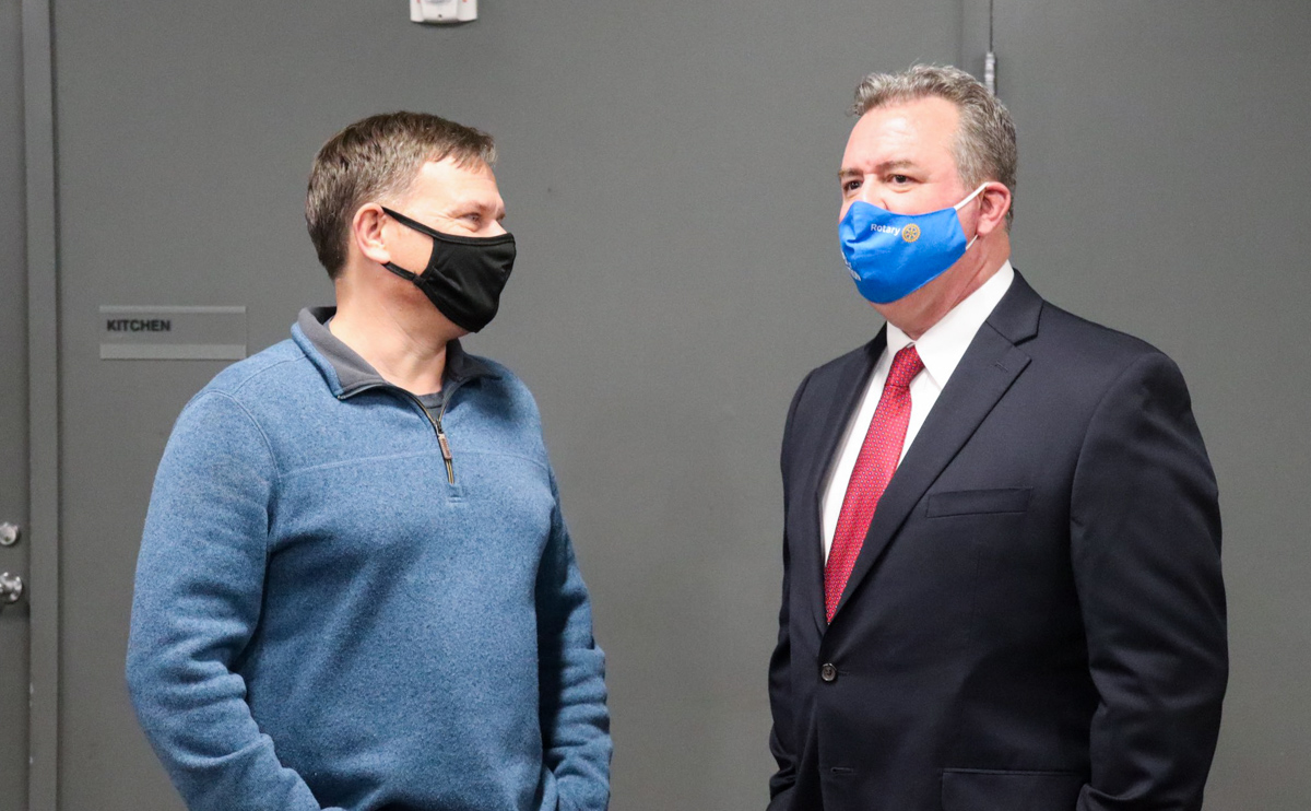 Lawrence police chief candidate shares experience, philosophies at meet ...