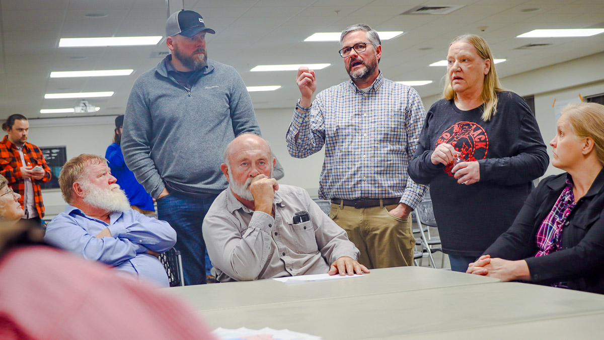 Douglas County has one month to decide on a map with 5 commission districts – The Lawrence Times