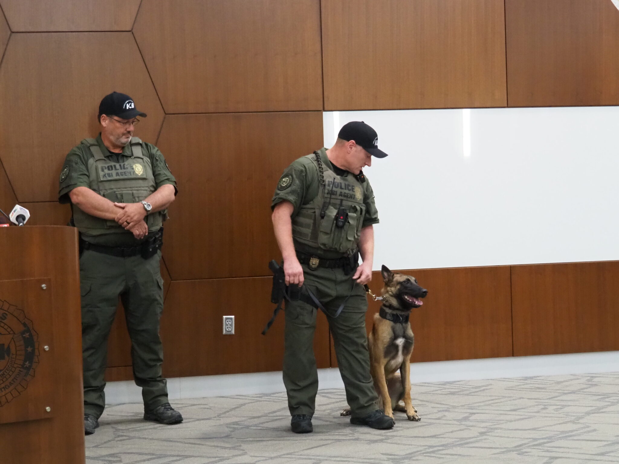 New Kansas law enforcement initiative getting help from dogs to chase down fentanyl traffickers ...