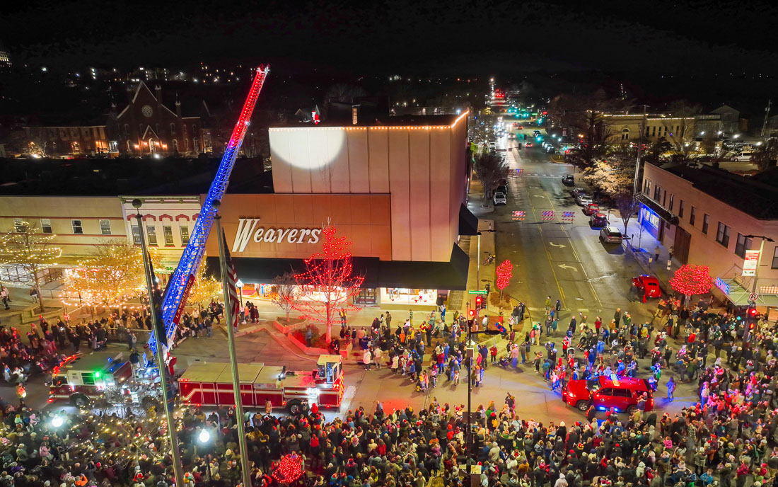 Downtown Lawrence holiday lighting, Santa rescue to return – The ...