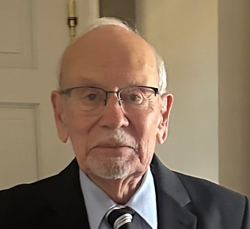 Obituary: Larry Eugene Isaac – The Lawrence Times