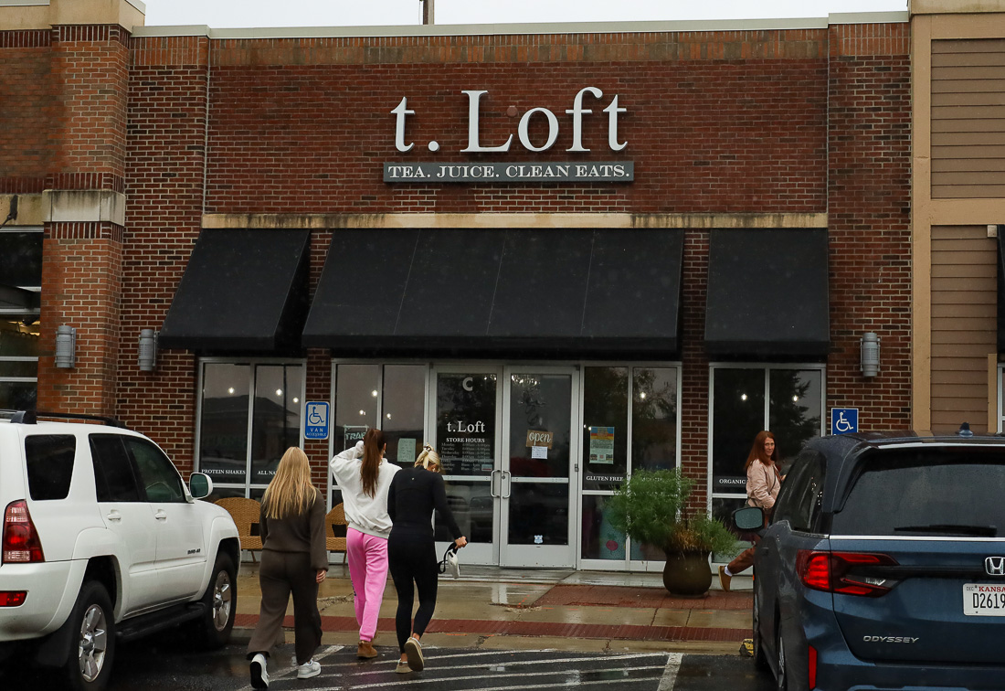 Gluten-free cafe announces closure in west Lawrence; Salty Iguana signs come down – The Lawrence ...